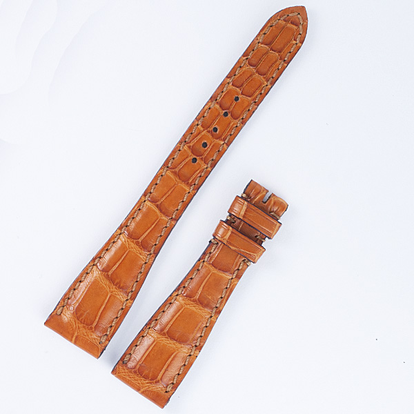 Roger Dubuis Much More M25 reg light brown alligator strap