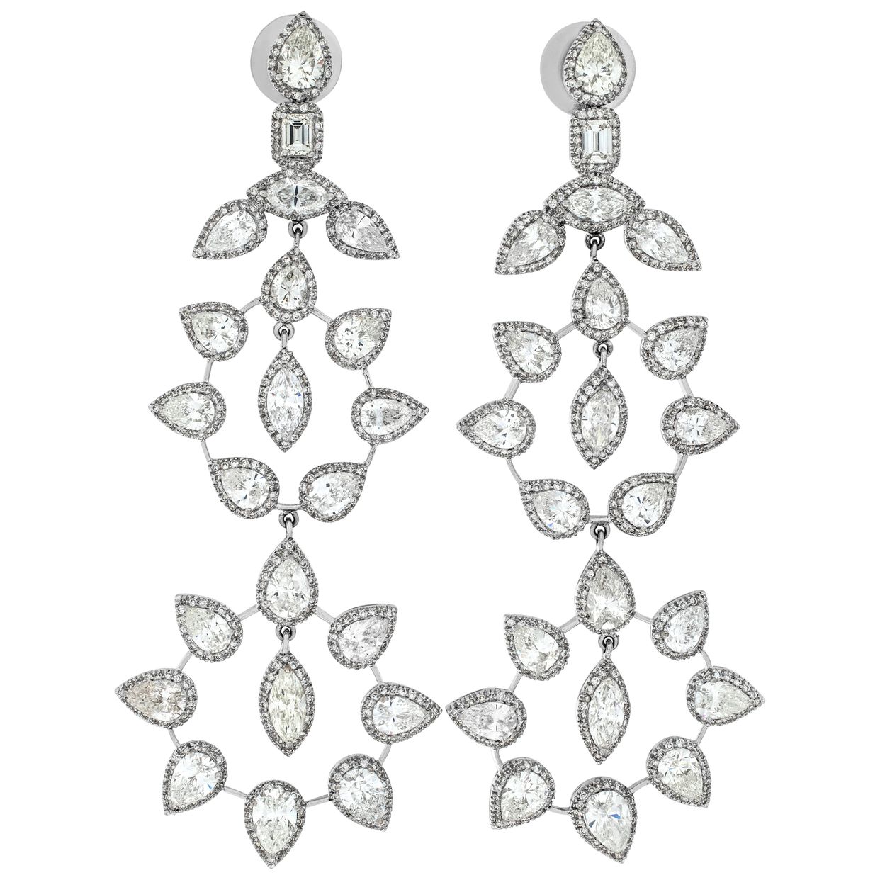 18k white gold drop snowflake diamond earrings | Gray & Sons Jewelers