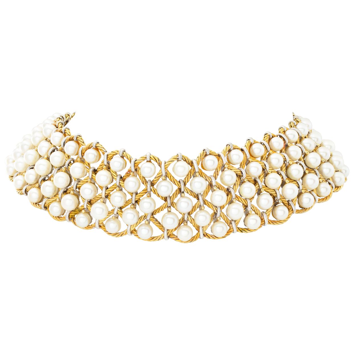 Buccellati Italy cultured pearls necklace on 18K yellow | Gray & Sons