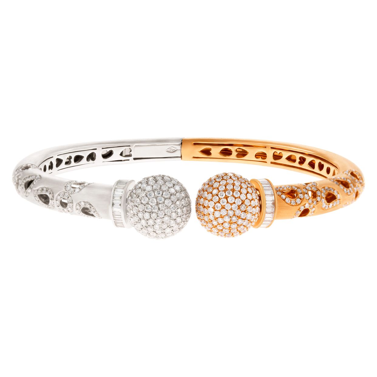 Matte two tone bangle in 18k with diamond accents | Gray & Sons