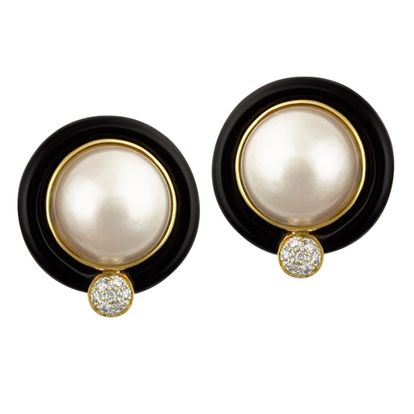 Mobe Pearl And Onyx Earrings With Pave Diamonds In 18k | Gray & Sons