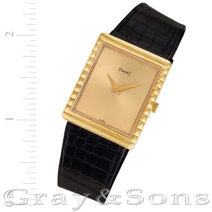 Pre-owned Piaget Classic 91490 18k mm Manual watch | Gray & Sons