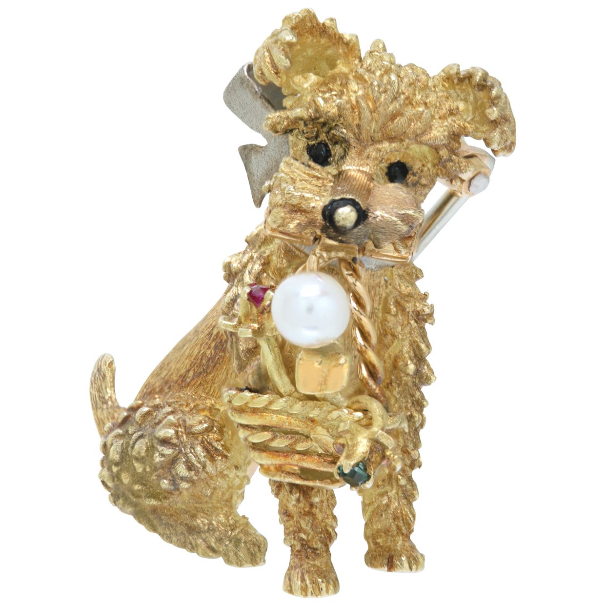 Poodle brooch in 18K yellow gold holding a basket of flowers