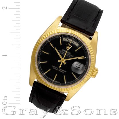Pre-owned Rolex Day-Date 18038 18k 36mm auto W515897 | Gray & Sons